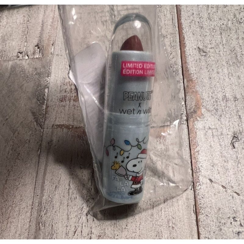 Wet n Wild Fa La La Lipstick Peanuts Charlie Brown Limited Edition ...