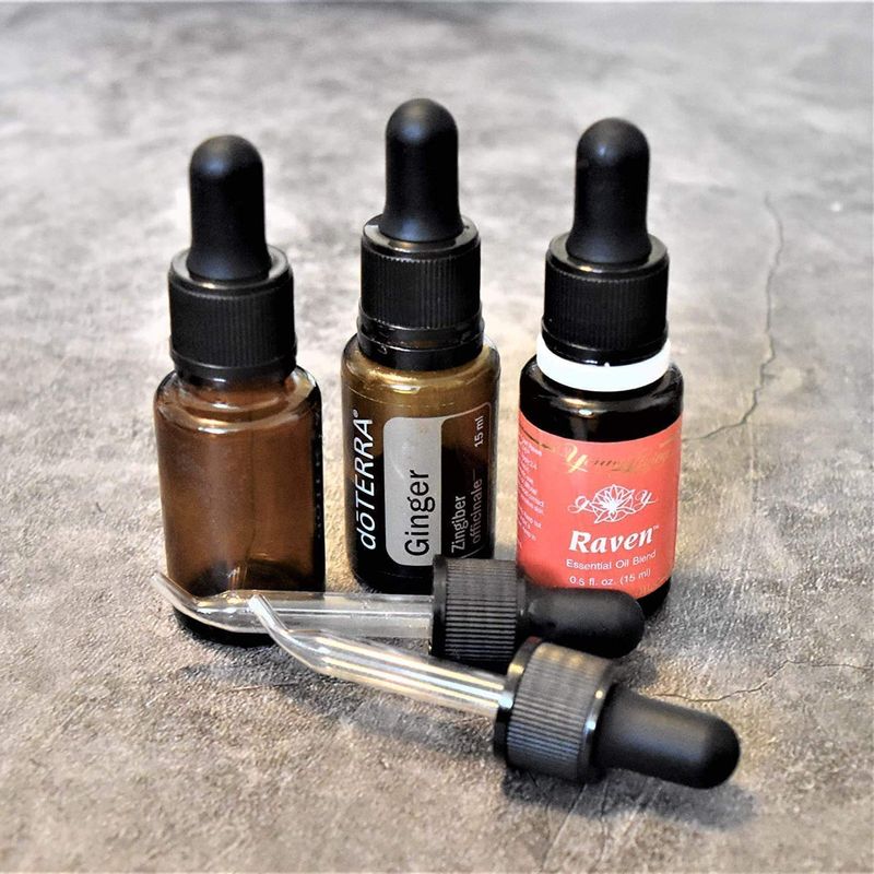 Bent Tip Dropper Tops for 15ml Essential Oil Bottles – Glass Eye ...