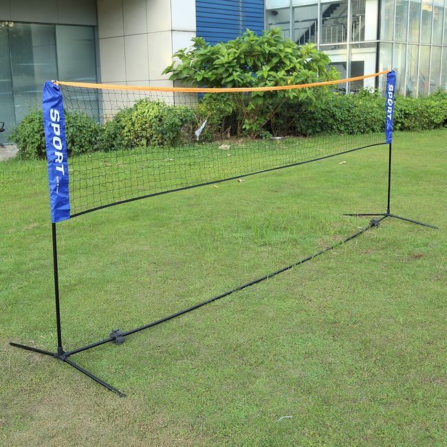 Badminton Net Setup