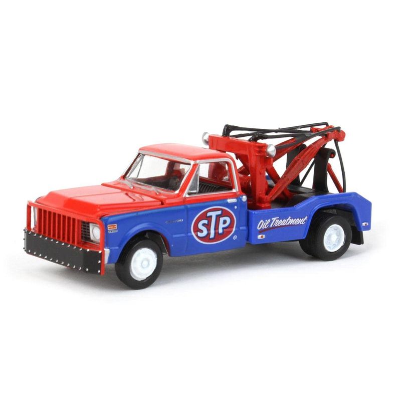 Truck 1/64 1971 Chevrolet C-30 Wrecker Tow STP Oil Dually Drivers 11 ...