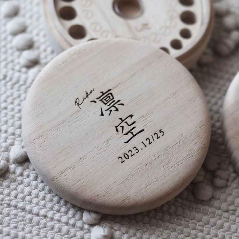 [Personalized order] Baby tooth case paulownia kanji name birthday ...