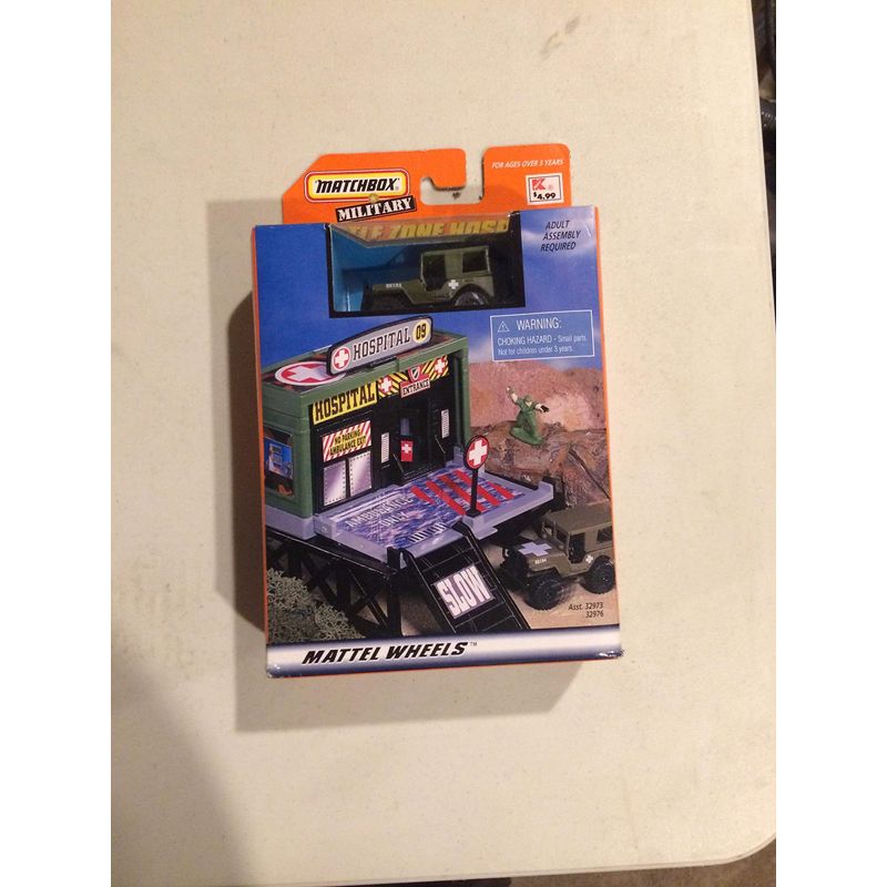 Matchbox Military Battle Zone Hospital Includes Army Green Jeep w ...