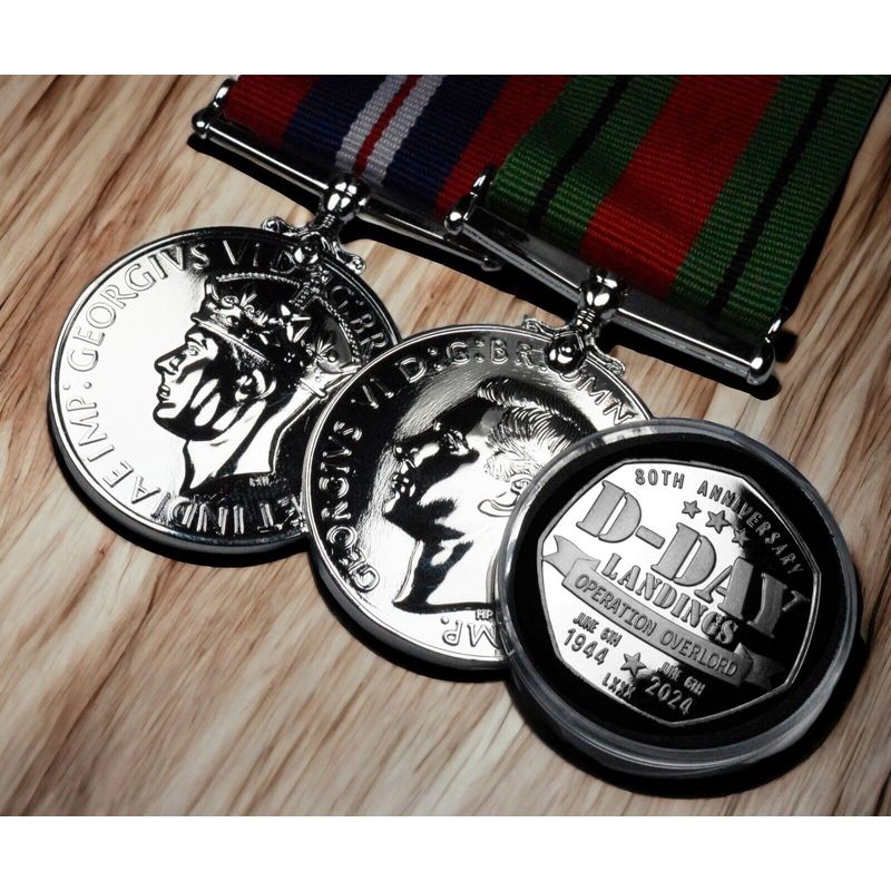 The Commemorative Coin Company D-DAY LANDINGS 80th Anniversary Silver ...