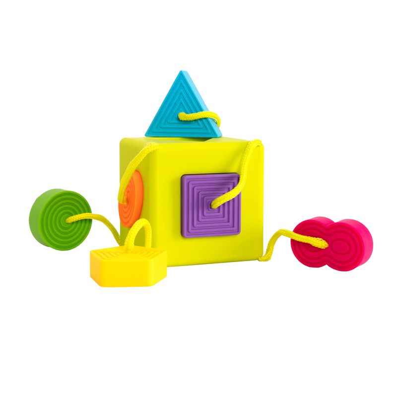 Fat Brain Toys OombeeCube - Travel-Friendly Shape-Sorter for Babies ...
