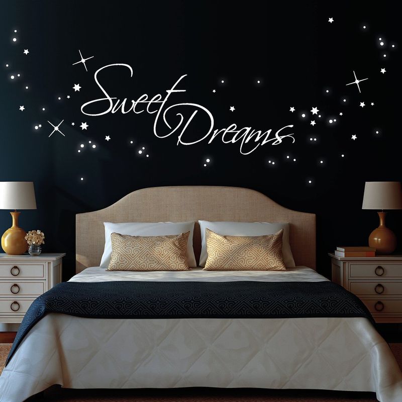 Wall Tattoo Loft Lettering: "Sweet Dreams" with Stars + Luminous ...