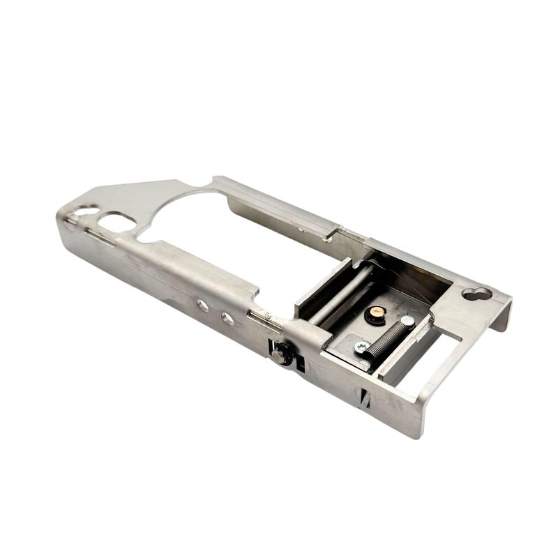 Internal release lever protection for tilting lock/garage - Online ...