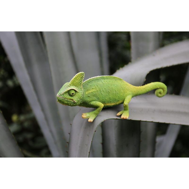 Garden Decor Chameleon Garden Statue Home Yard Flowerbed Reptile ...