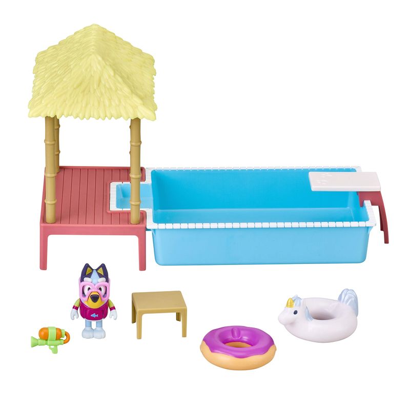 Bluey Pool Playset and Figure, 2.5-3 inch Articulated Figure and ...