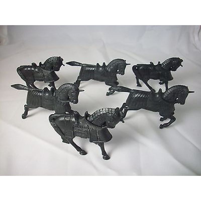 Marx Reissue Knight Horses 6 in 2 poses for Toy Soldiers (Black ...