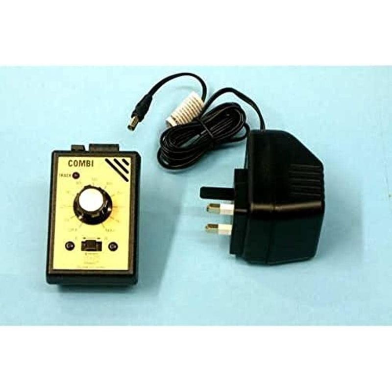 Gaugemaster GMC-COMBI Single Track Controller with Plug in Transformer ...