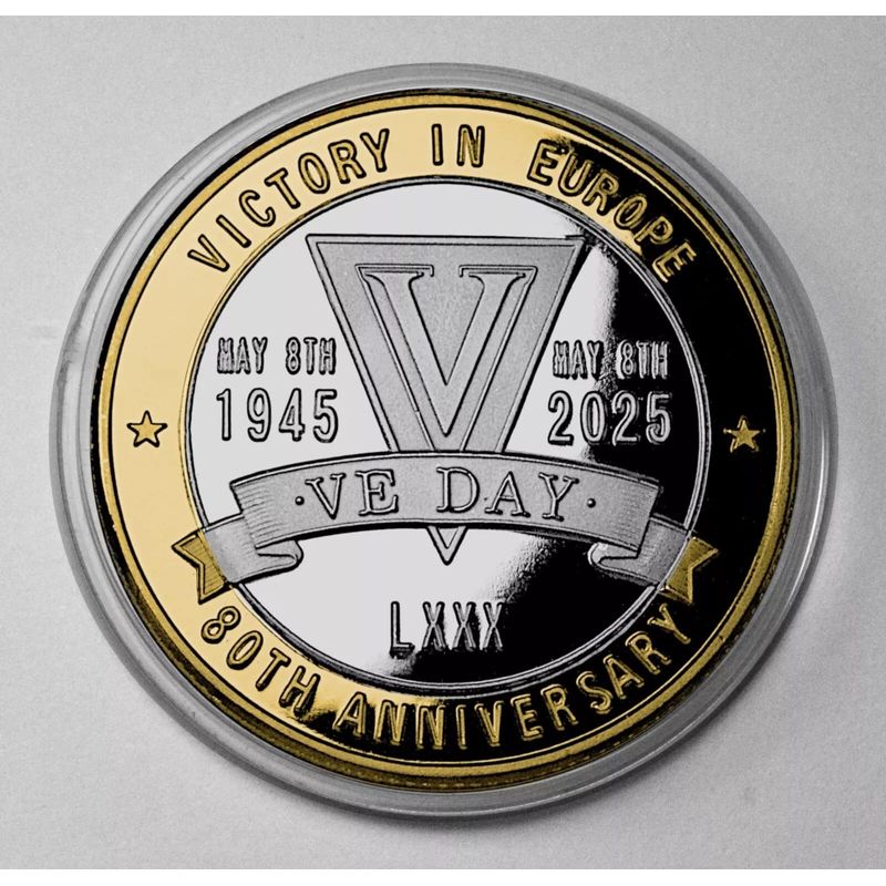 The Commemorative Coin Company VE DAY 80th Anniversary Silver & 24ct ...