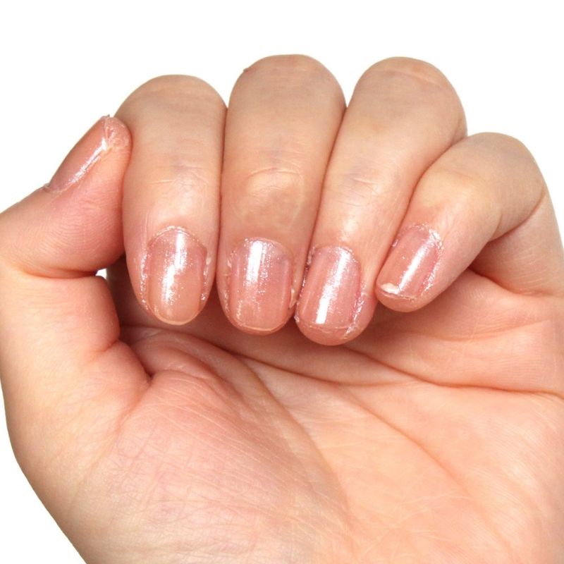 Gofun Nail No.6 Natural Pigment Cochineal (Sparkling Transparent Pink ...