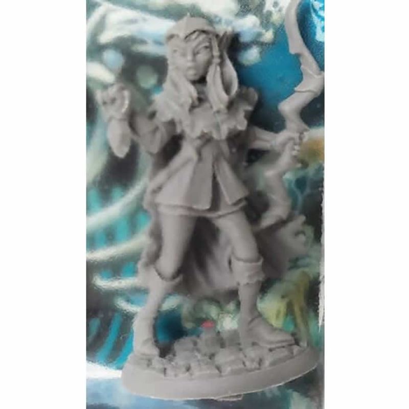 Reaper Liara Elven Scout Miniature 25mm Heroic Scale Figure Dungeon ...