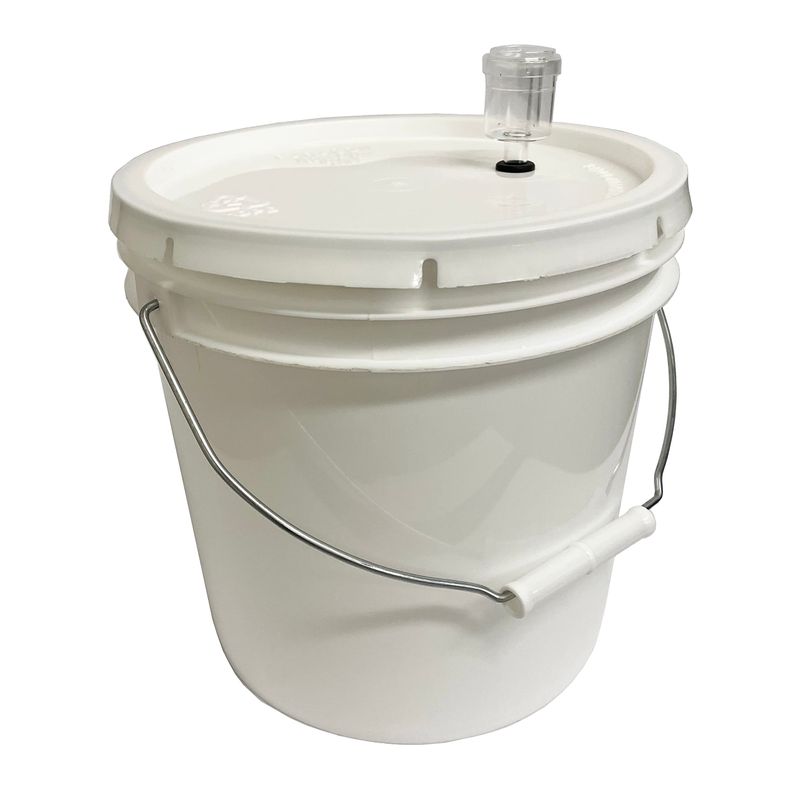 North Mountain Supply 2 Gallon Fermenting Bucket with 2-Piece Airlock ...