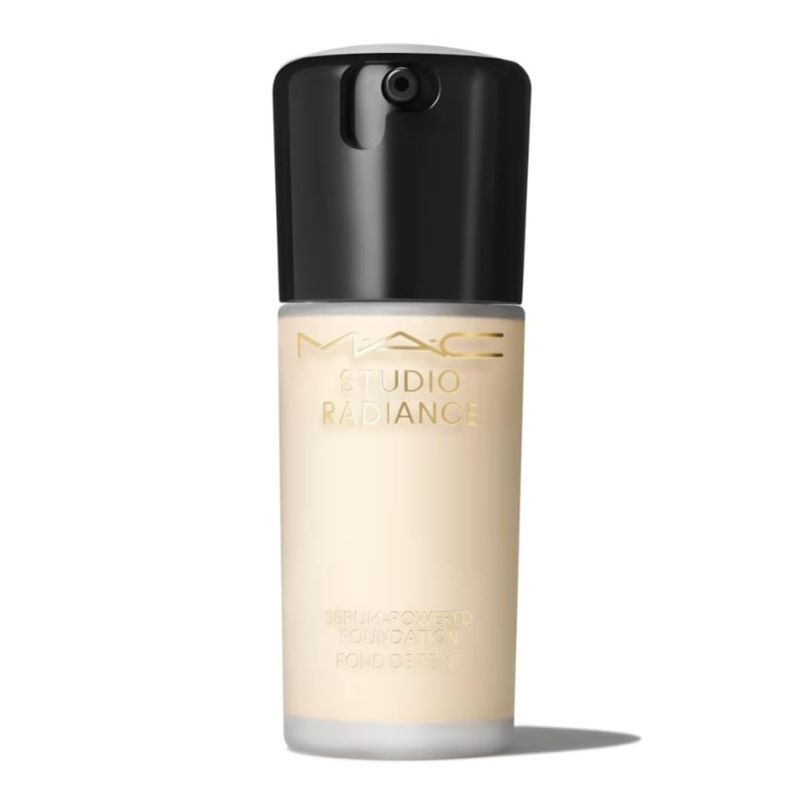 M.A.C Cosmetics Studio Radiance Serum-Powered Foundation - NC5 (Very ...