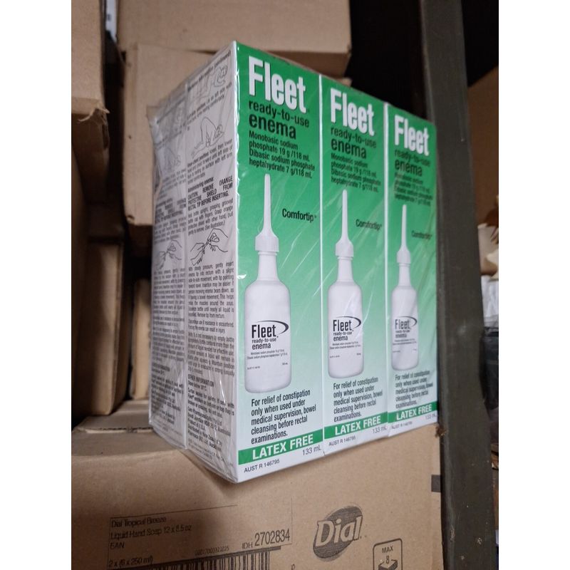 "Fleet" Enema {Ready-to-Use} Saline Laxative 4.5 fl oz (133 ml) (Pack ...