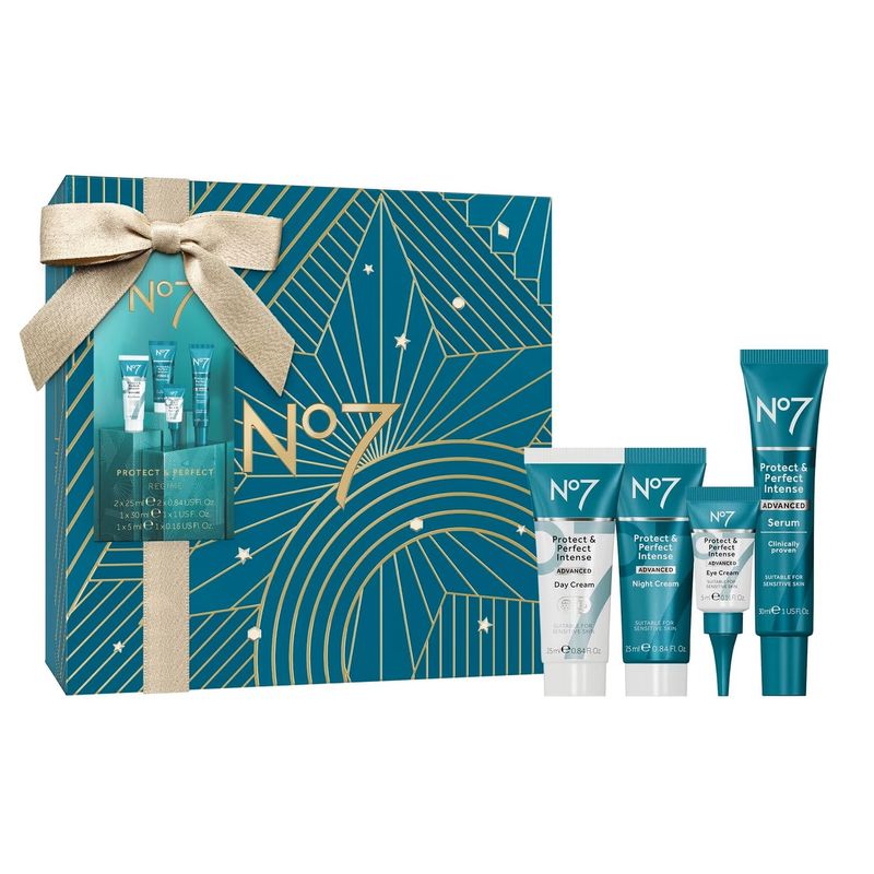 No7 Protect & Perfect Collection Gift Set - EveryMarket