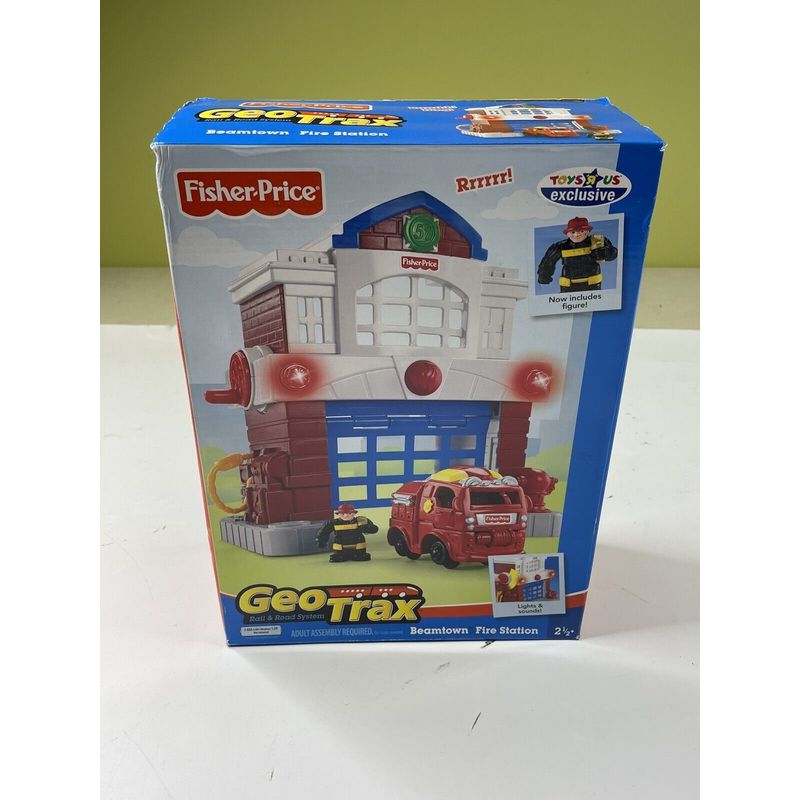 Fisher Price Geo Trax BEAMTOWN FIRE STATION with Fireman Figure New ...